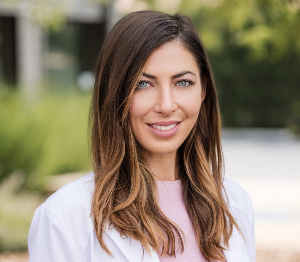 Meet Dr. Sonia Bennett | Glacial Sands OMS | Oral Surgeon